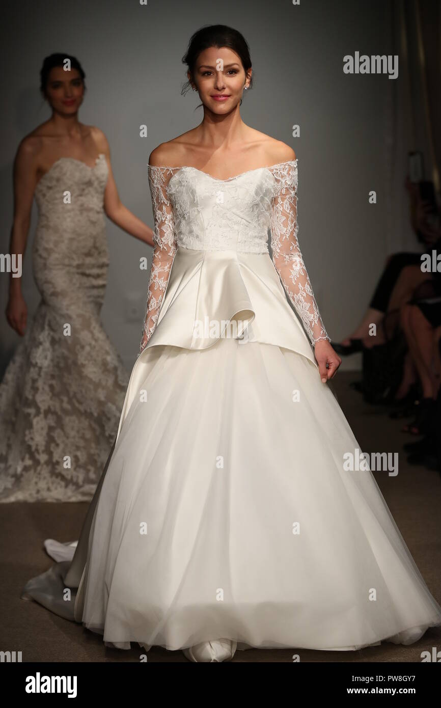 NEW YORK, NY - APRIL 14: Models walk the runway finale during the Anna ...