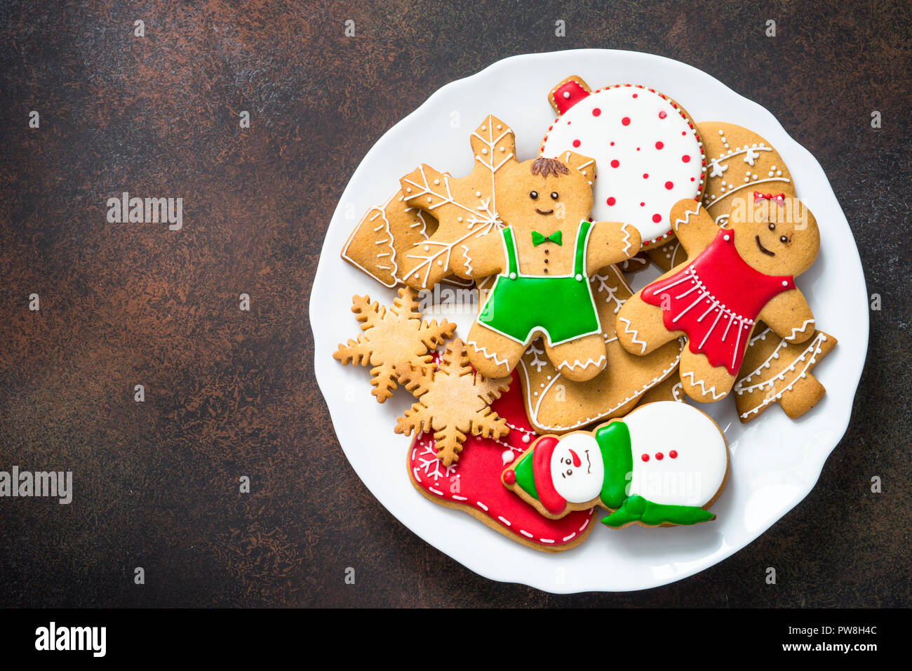 Gingerbread man plate hi-res stock photography and images - Alamy