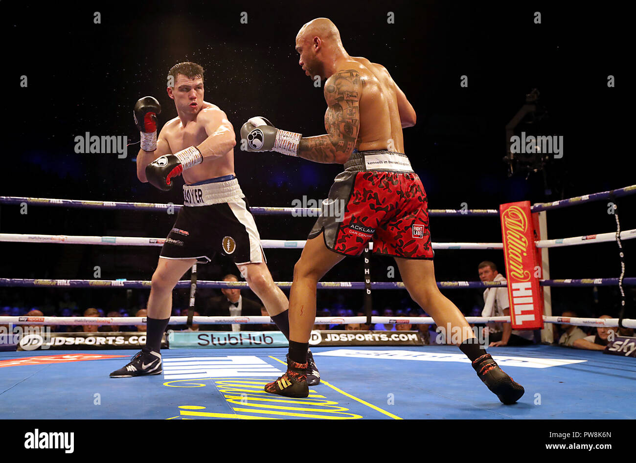 Craig Glover (left) and Simon Vallily compete in the Eliminator for ...