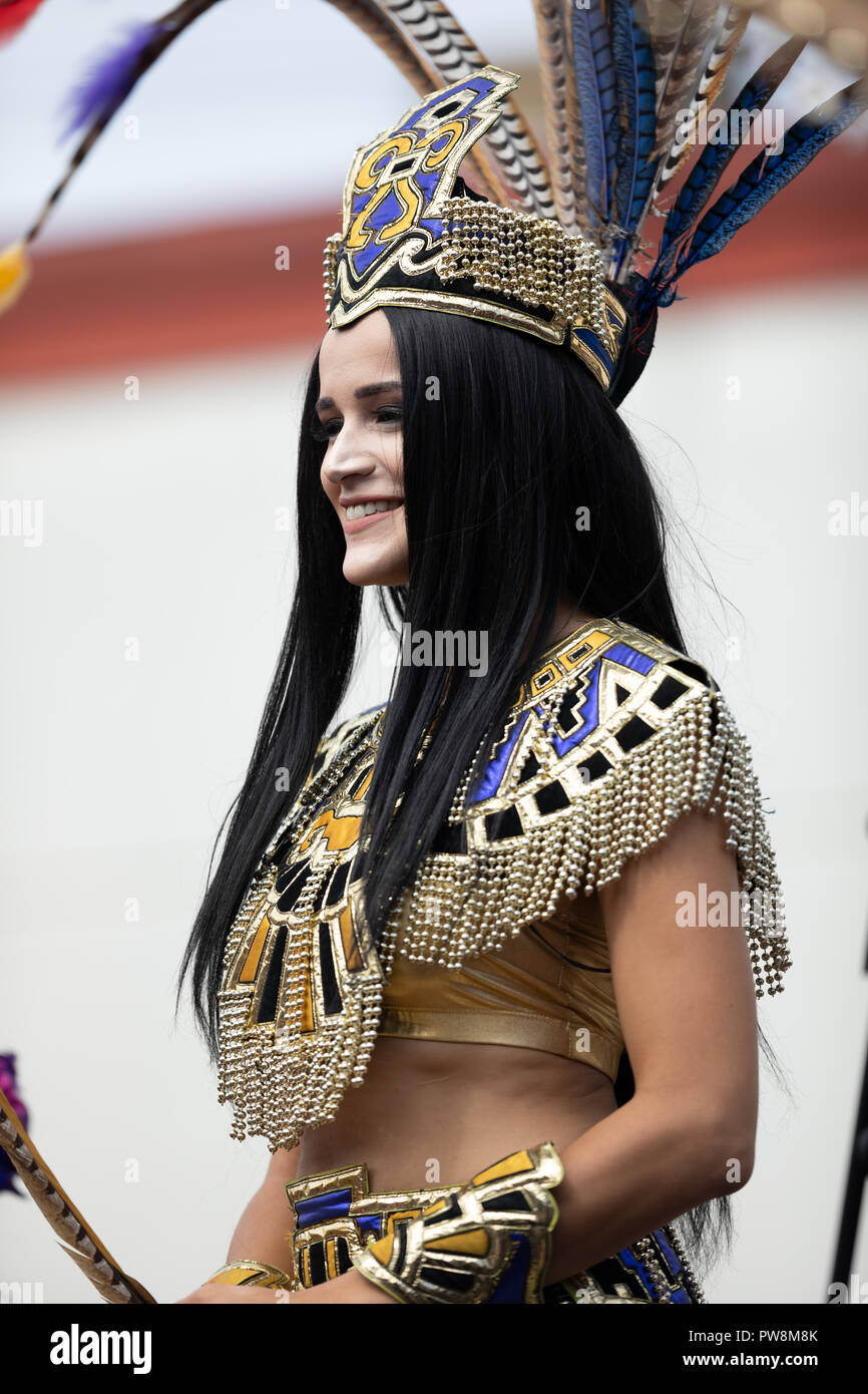 Aztec Women Clothing