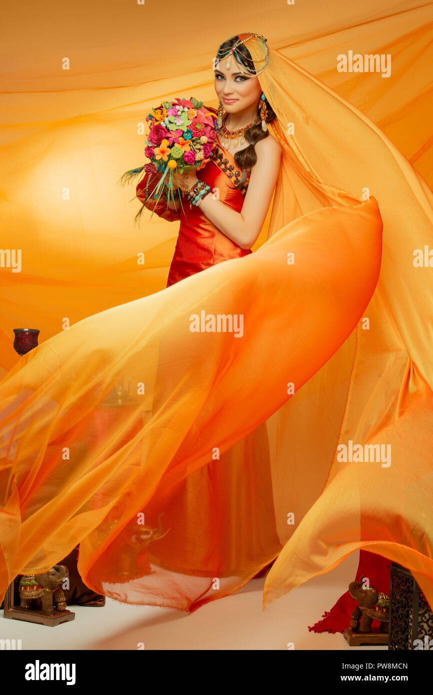 beautiful arabic style bride in ethnic clothes Stock Photo - Alamy