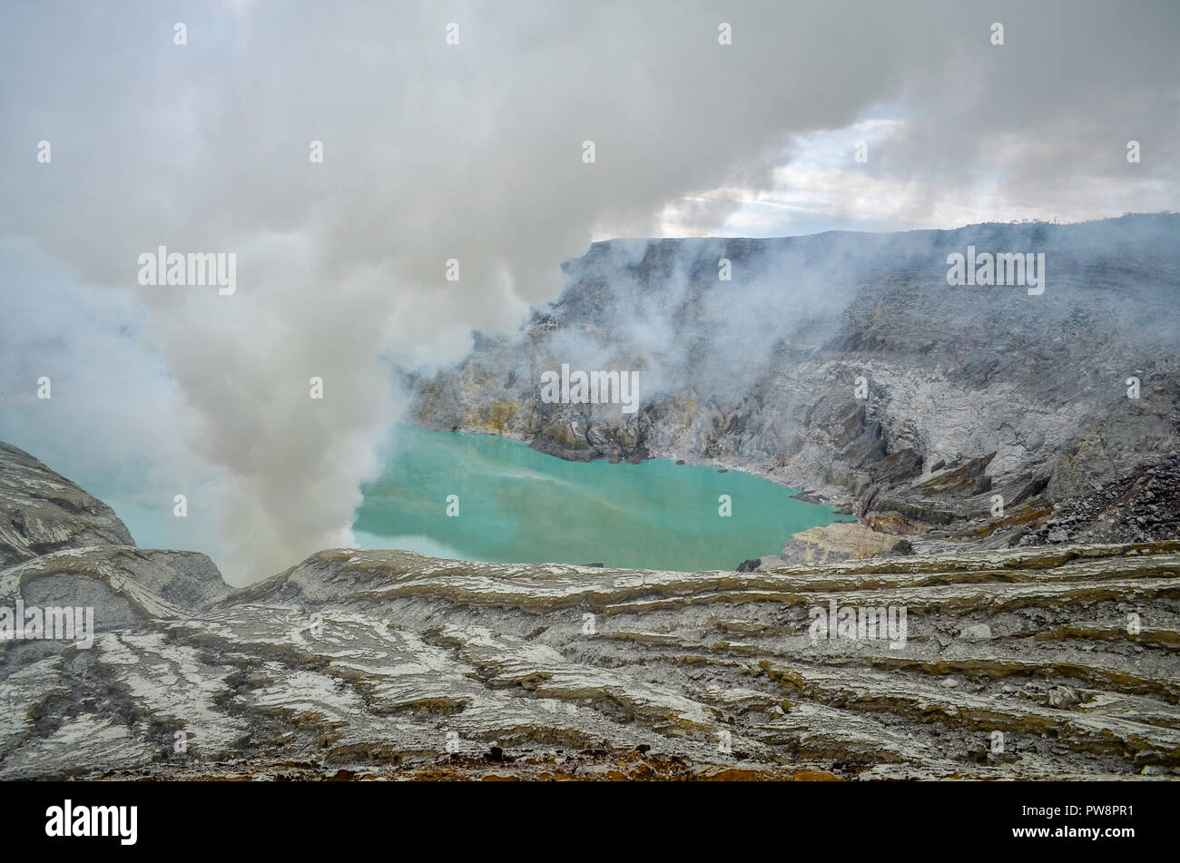 Kawah ijen volcano blue hi-res stock photography and images - Alamy