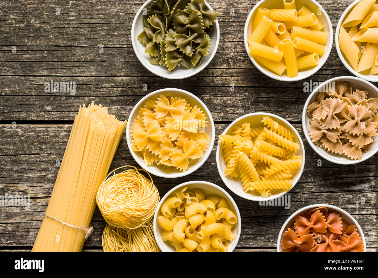 Elbow on table hi-res stock photography and images - Alamy