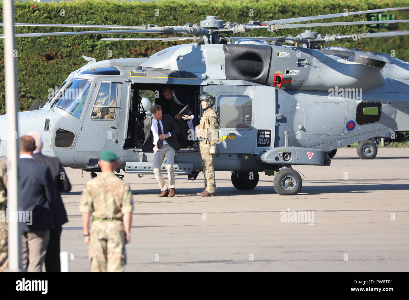 Commando training centre lympstone hi-res stock photography and images ...