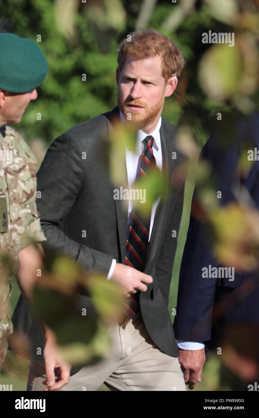 Prince Harry arrives by helicopter at Commando Training Centre Royal ...