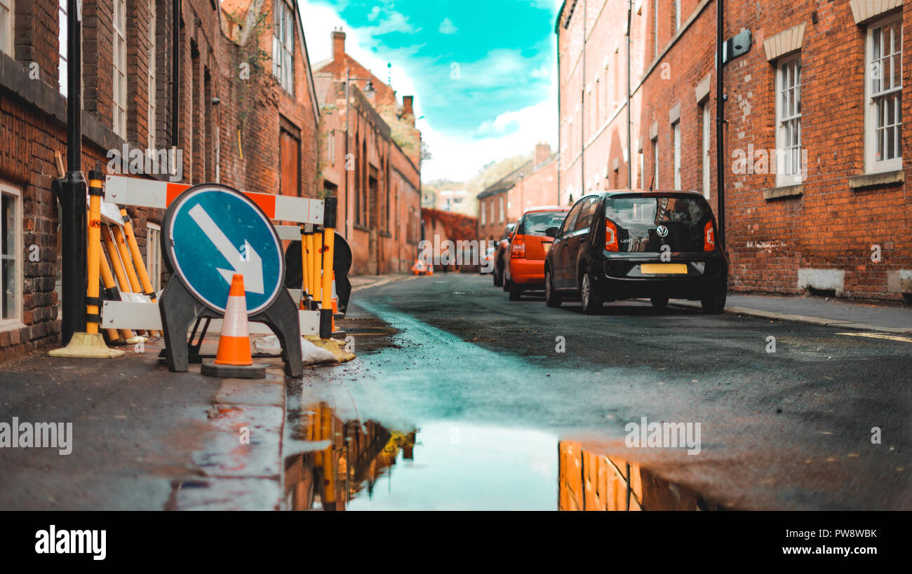 Car puddle uk hi-res stock photography and images - Alamy