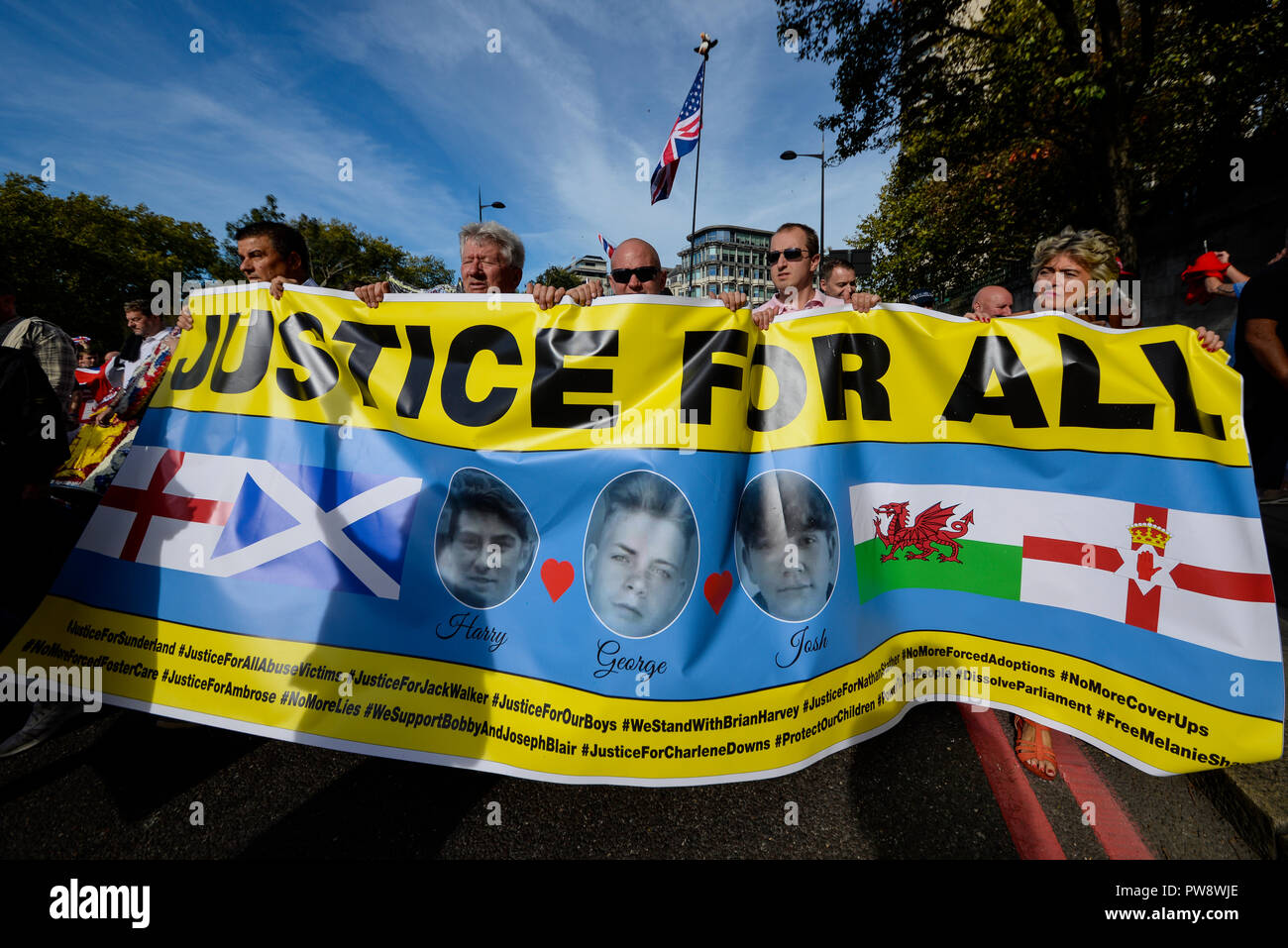 Soccer crowd banner hi-res stock photography and images - Alamy