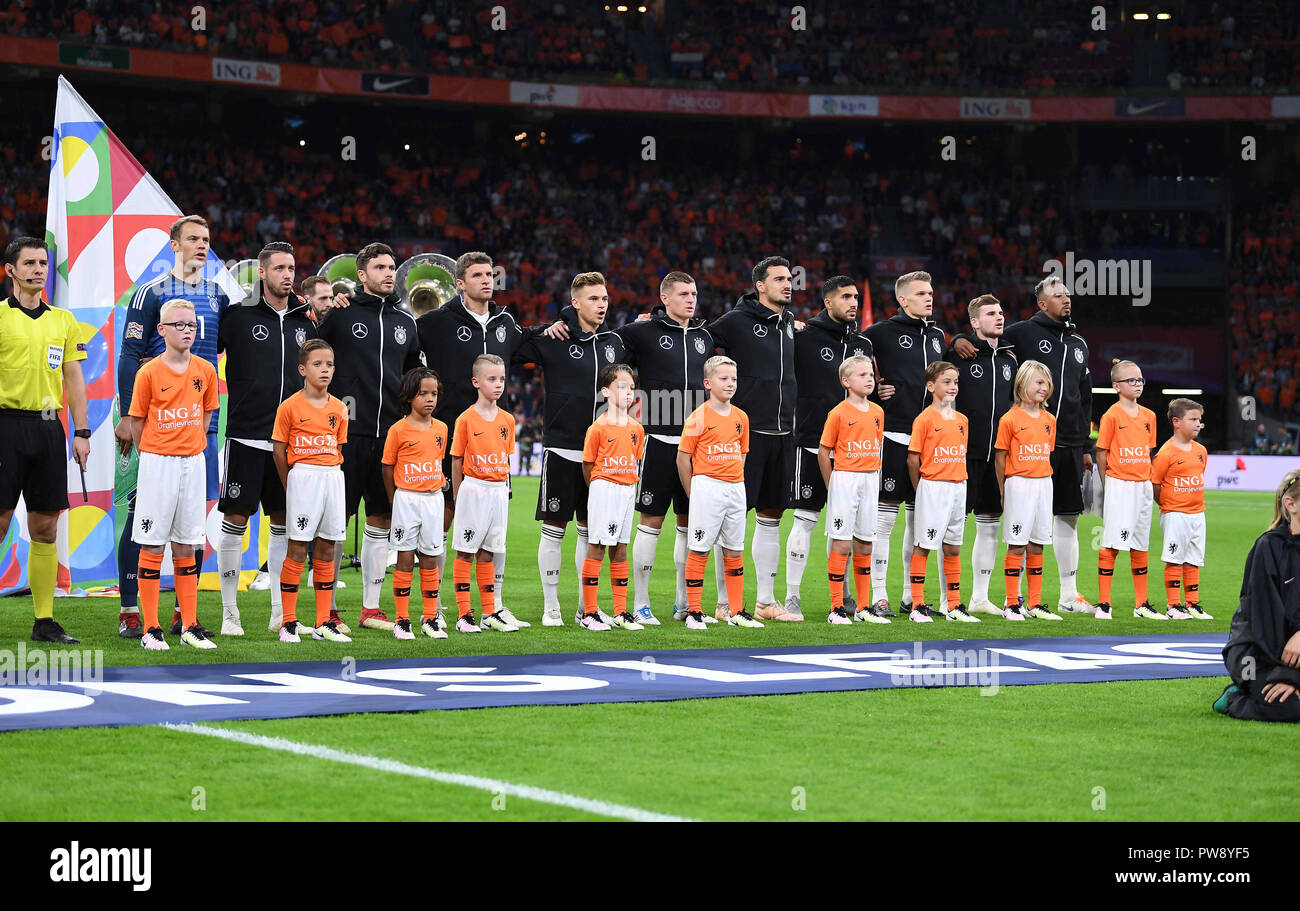 Team photo, team picture, team photo Germany at the national anthem ...