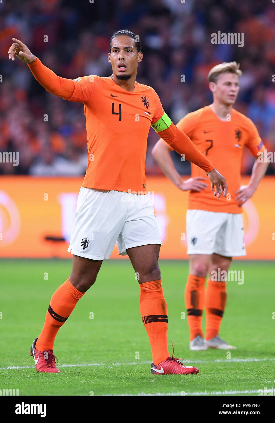 Footballer virgil van dijk hi-res stock photography and images - Alamy