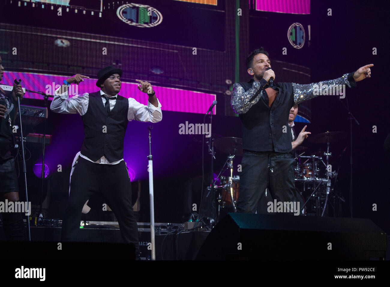 Coventry, UK. 13th October 2018. Peter Andre sings a rendition of ...