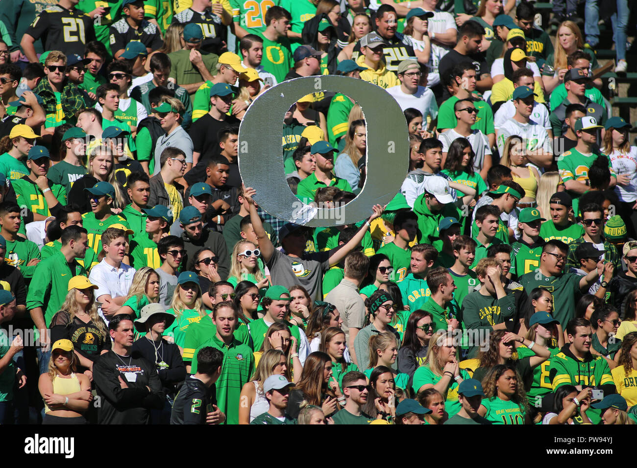 Oregon ducks fans hi-res stock photography and images - Alamy
