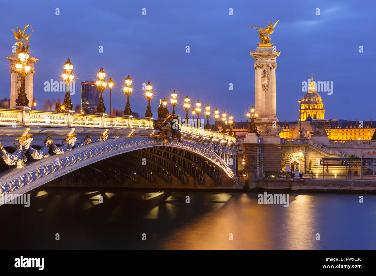 Pont alexandre iii in paris hi-res stock photography and images - Alamy