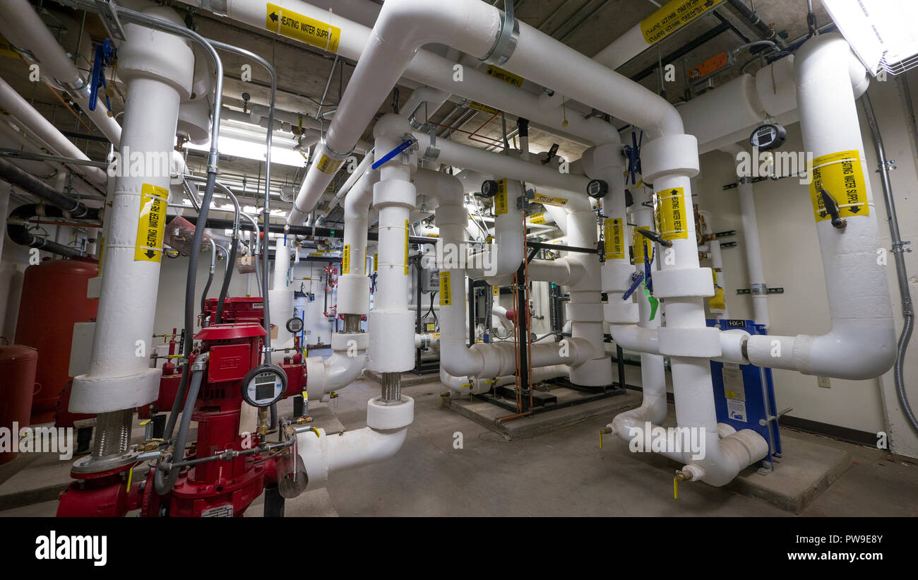 Heating and cooling system in a modern commercial building ...