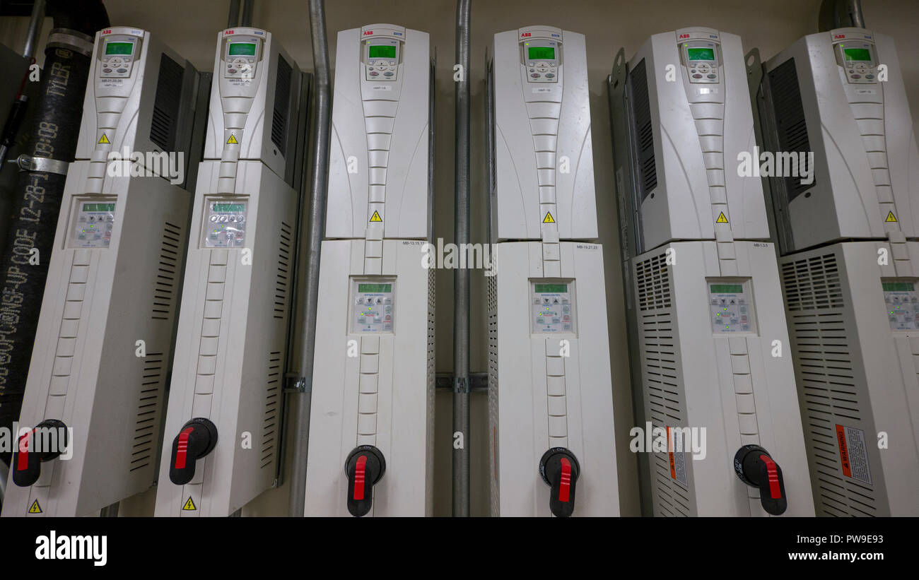 Heating and cooling system in a modern commercial building ...