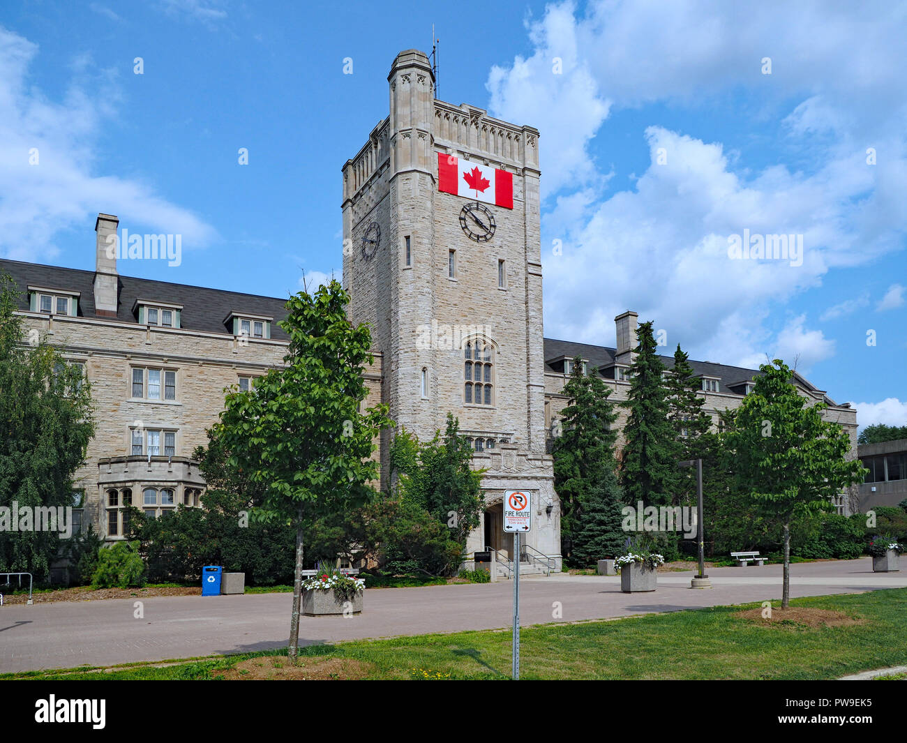 University building with Canadian flag Stock Photo - Alamy