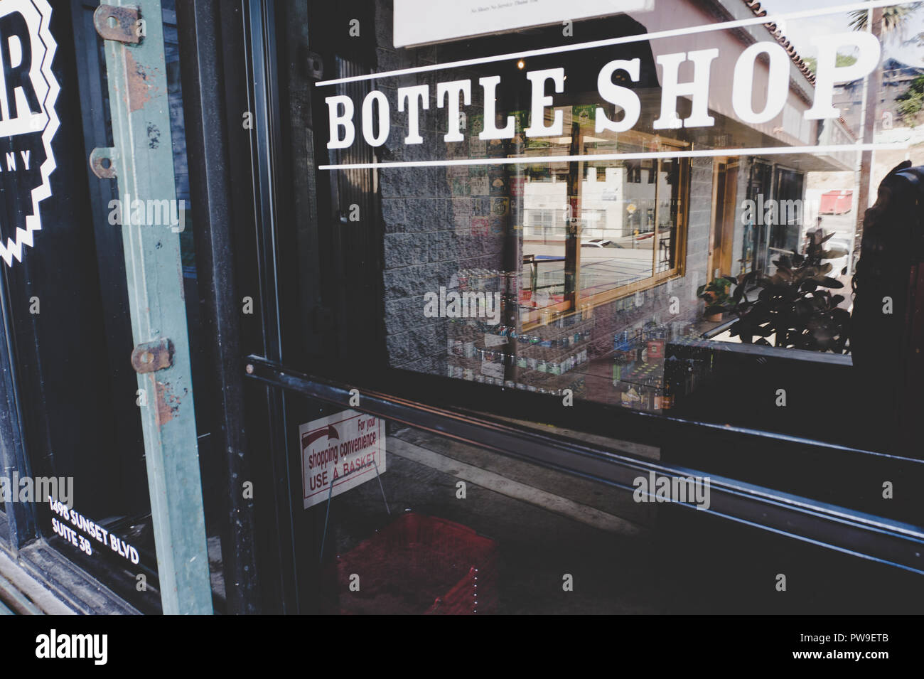 Sunset beer co hi-res stock photography and images - Alamy