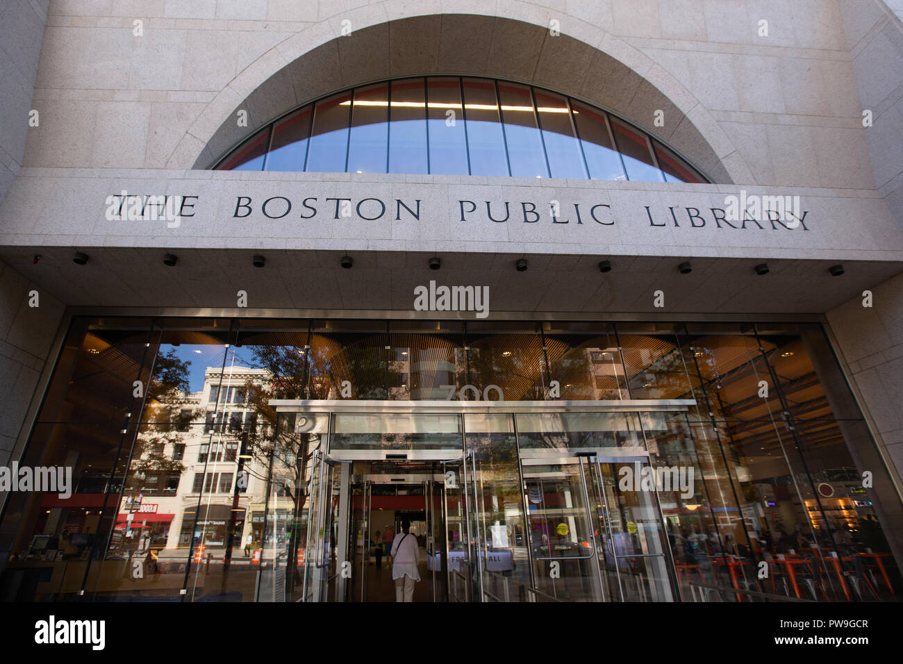 Boston public library exterior hi-res stock photography and images - Alamy