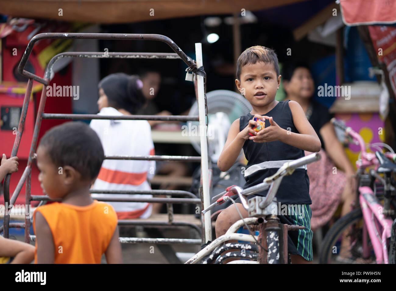 Filipino boy hi-res stock photography and images - Alamy