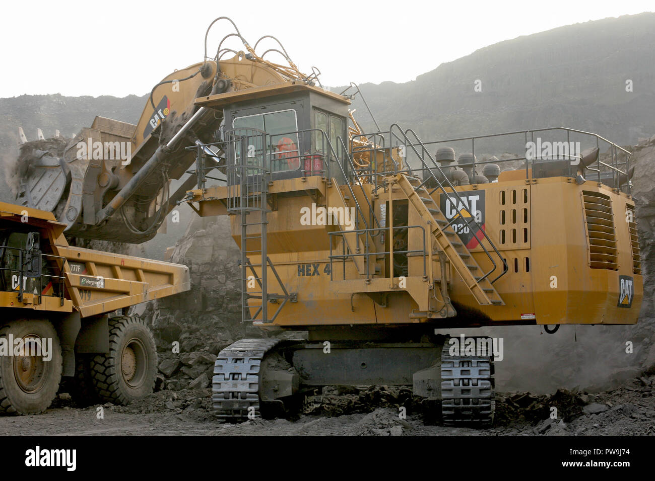 Hydraulic face shovel hi-res stock photography and images - Alamy