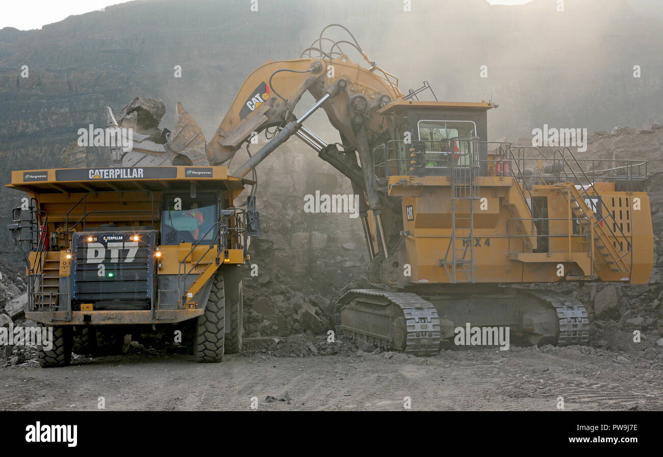 Caterpillar 6030 hi-res stock photography and images - Alamy