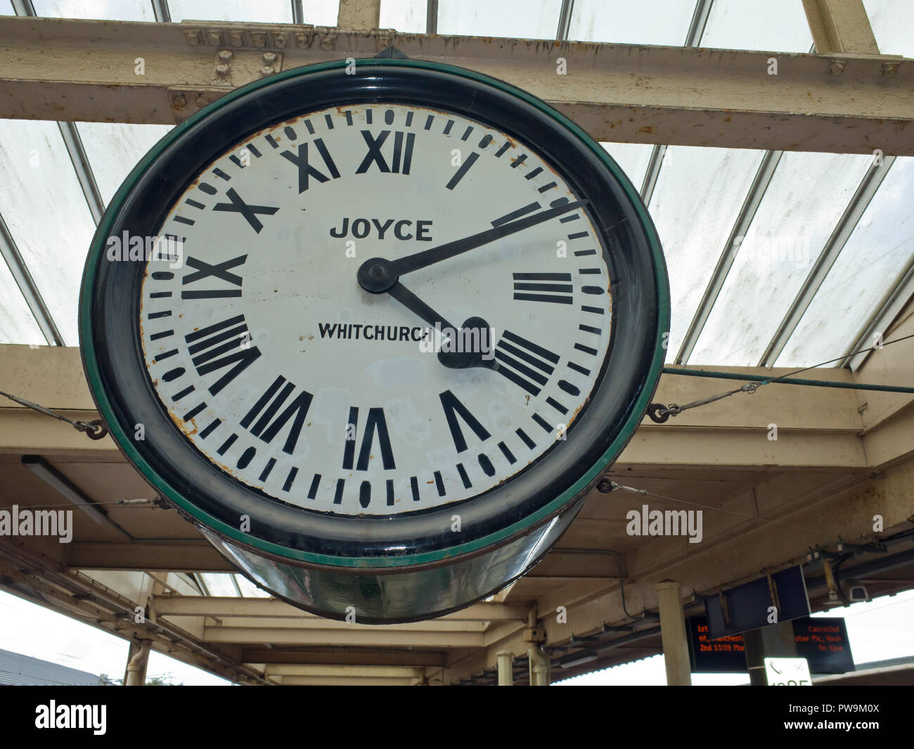 Large Clock Carnforth Station UK Stock Photo - Alamy