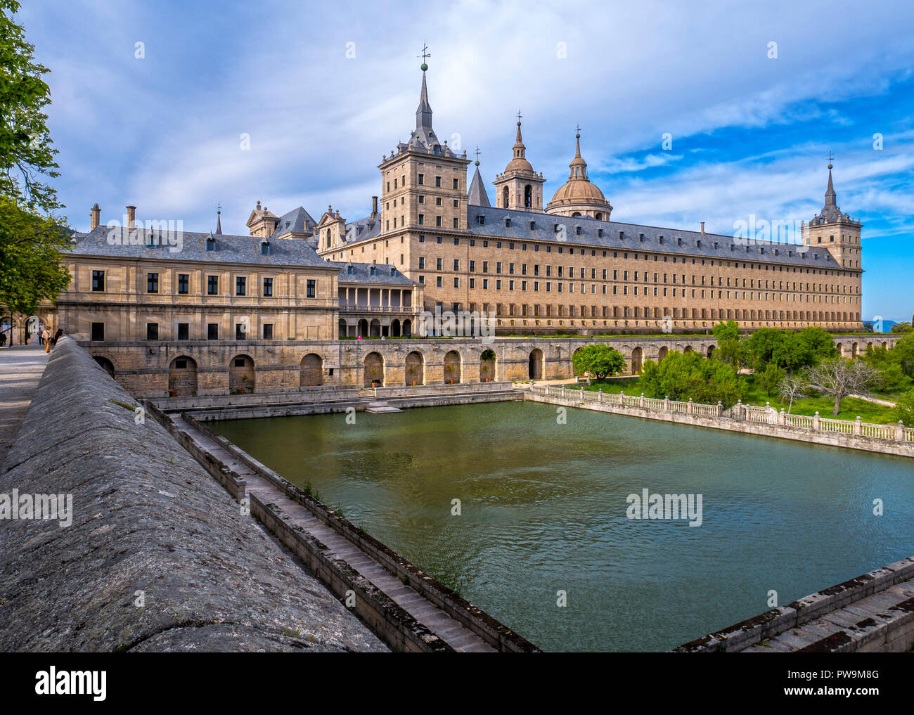 Monumento de agua hi-res stock photography and images - Alamy