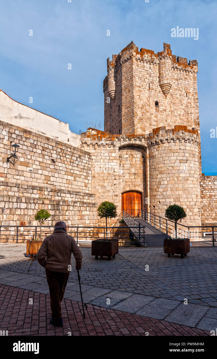 Coria castillo hi-res stock photography and images - Alamy