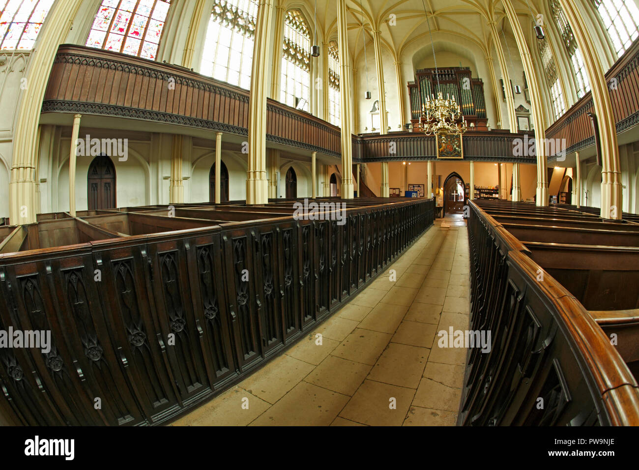 Parish Church of St Mary the Virgin and St Mary Magdalen, Tetbury UK ...