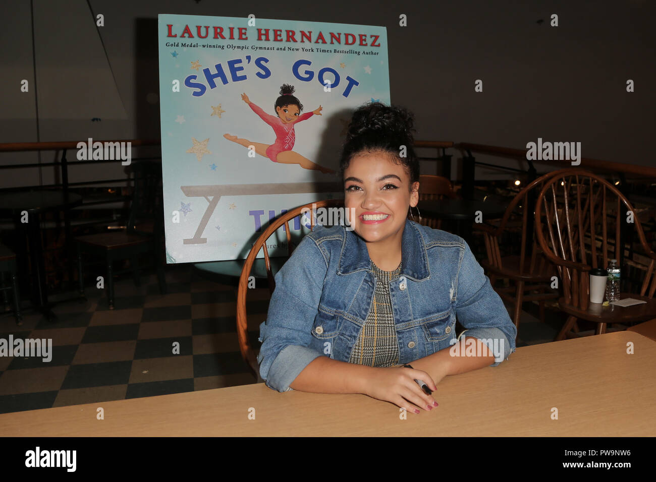 Laurie hernandez hi-res stock photography and images - Alamy