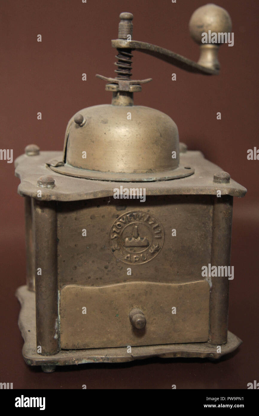 Very old copper coffee grinder Stock Photo - Alamy