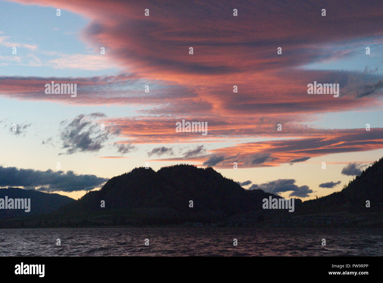 Sunset canada mountains hi-res stock photography and images - Alamy