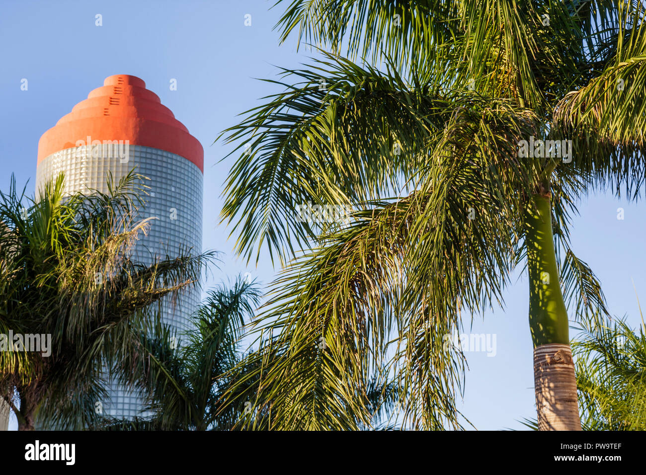 Architec beach hi-res stock photography and images - Alamy