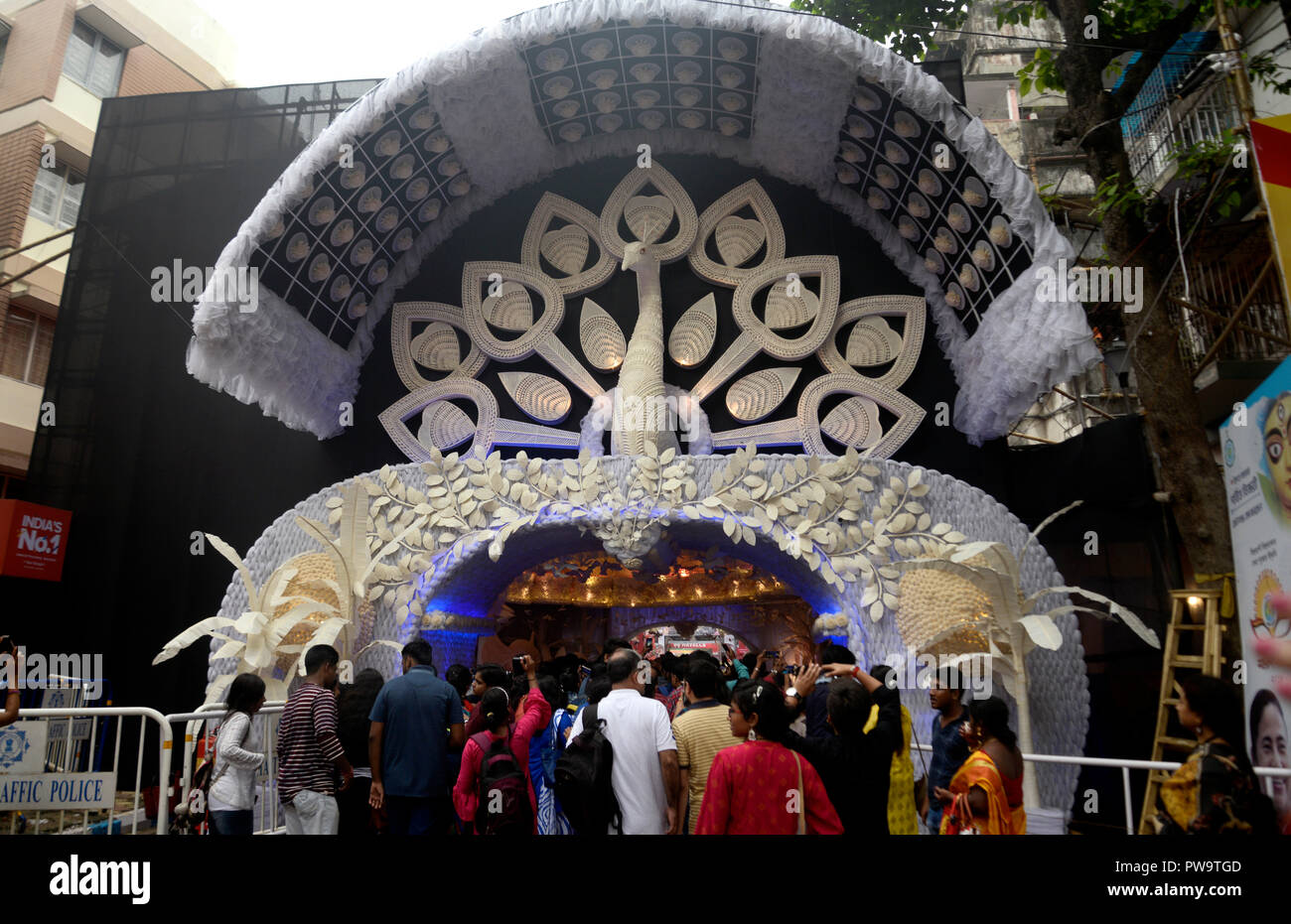 Kolkata, India. 13th Oct, 2018. Decorations of Durga Puja pandal or ...