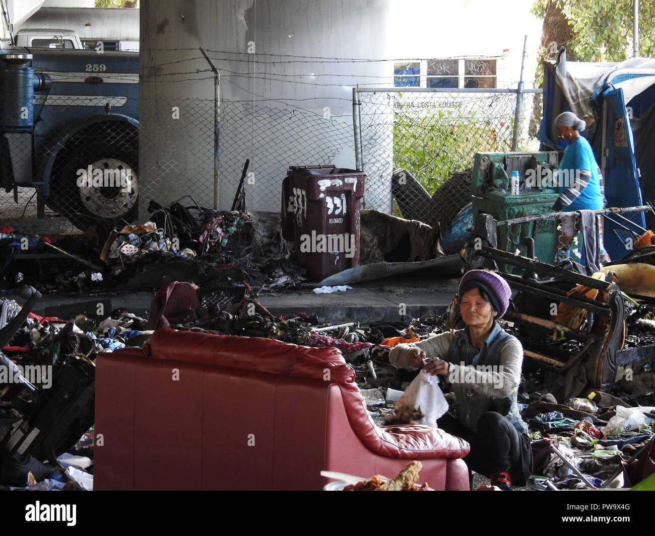 Oakland homelessness hi-res stock photography and images - Alamy
