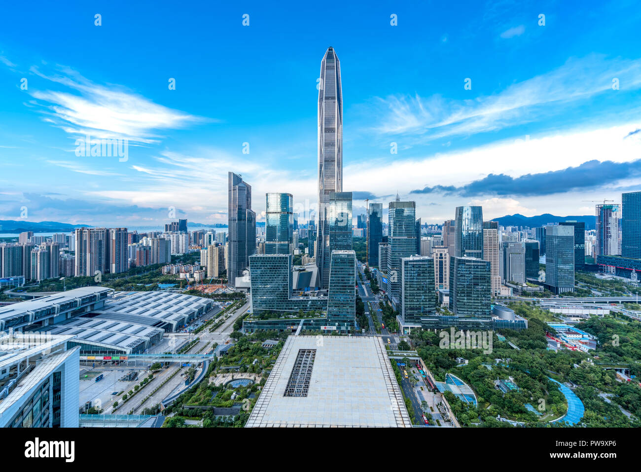 Shenzhen skyline hi-res stock photography and images - Alamy