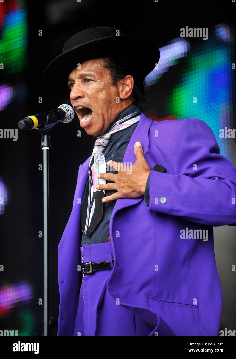 kid creole and the cocounts AT THE VINTAGE AT GOODWOOD FESTIVAL 16/08 ...