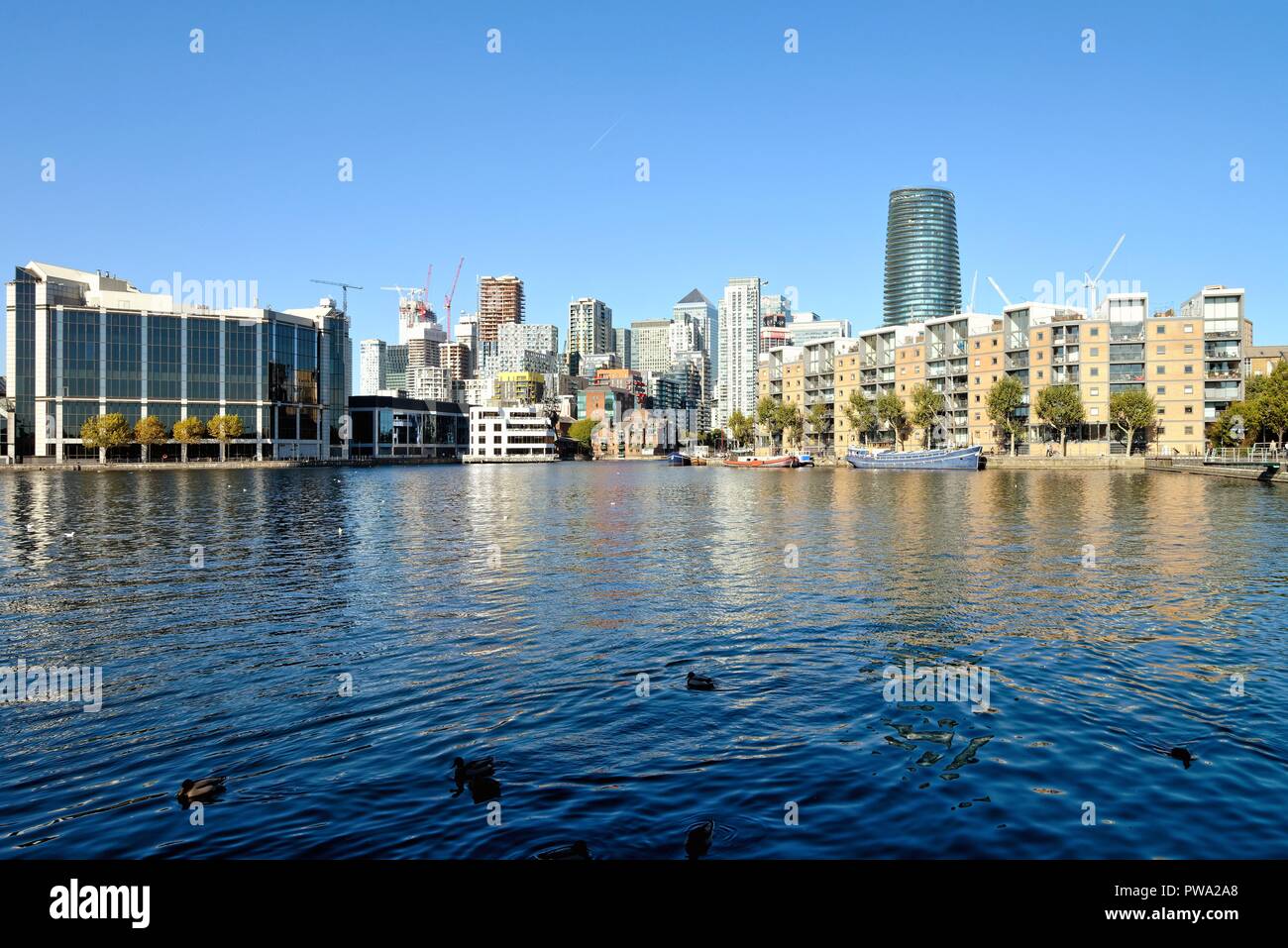 Millwall Inner Dock Canary Wharf London Docklands England UK Stock ...