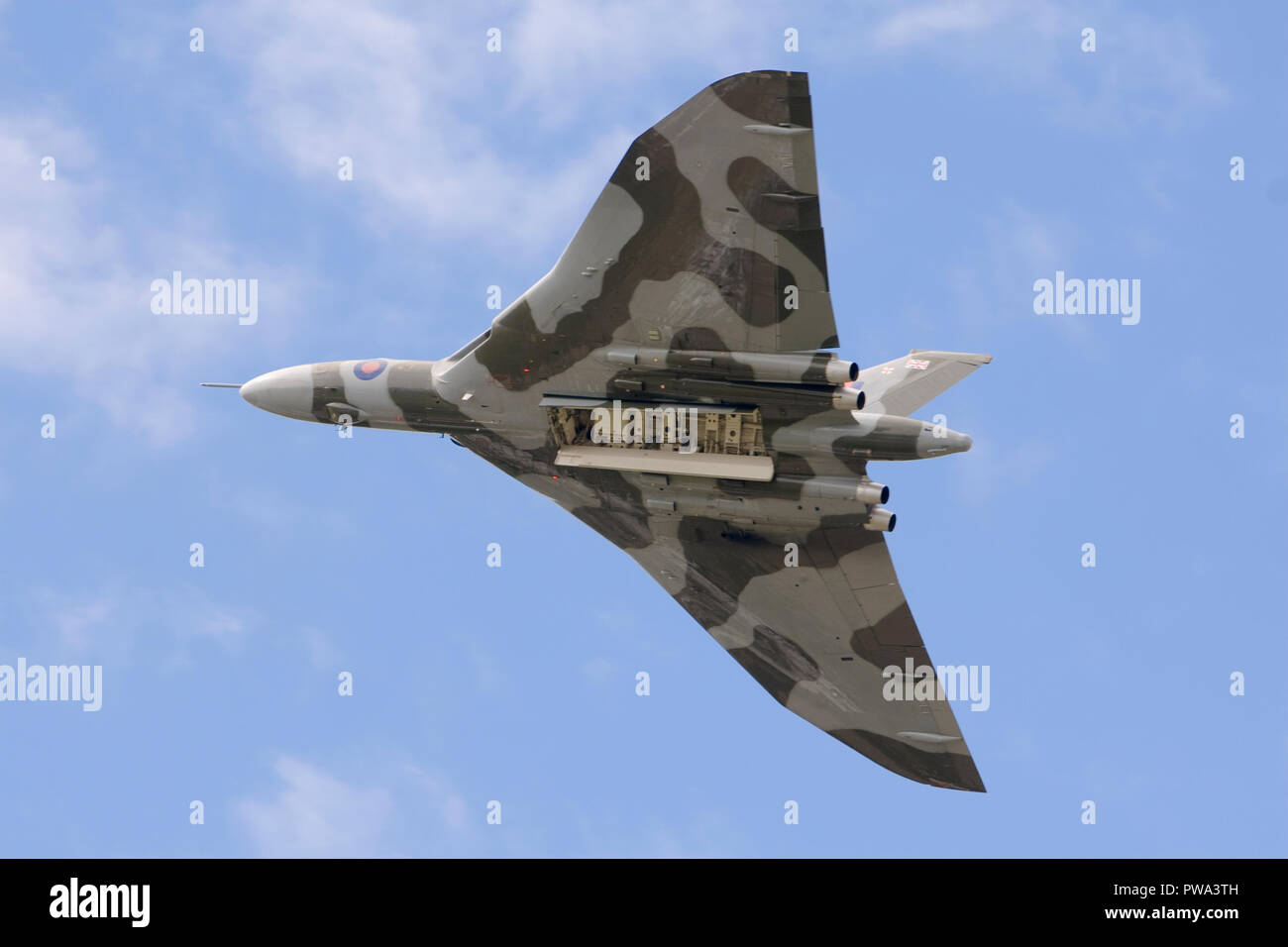 The avro vulcan is a jet powered tailless delta wing high altitude hi ...