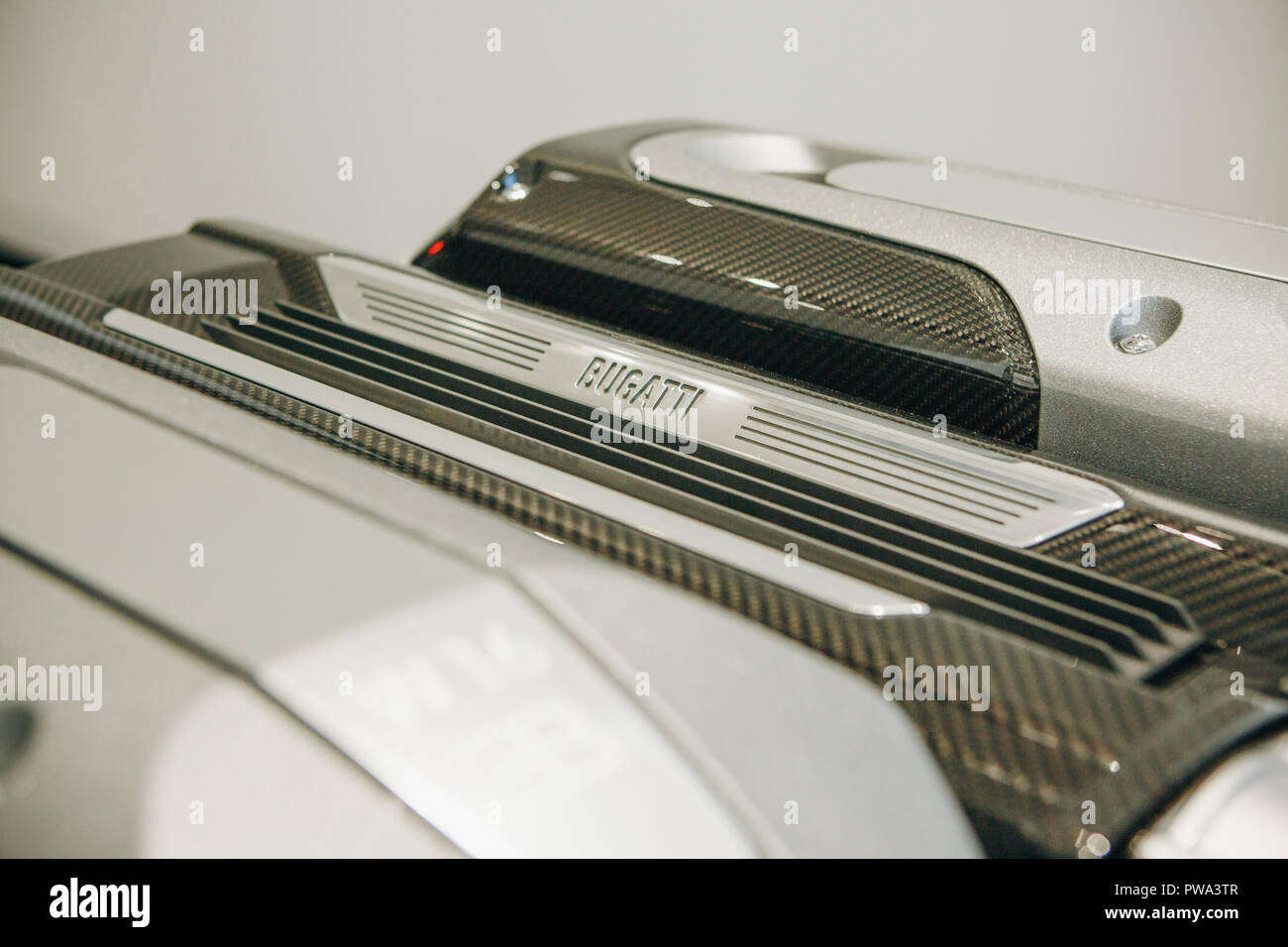 Bugatti chiron engine hi-res stock photography and images - Alamy
