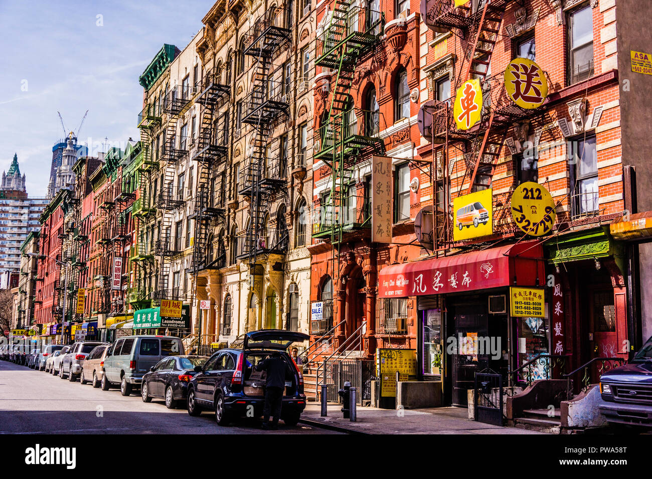 Building fronts hi-res stock photography and images - Alamy