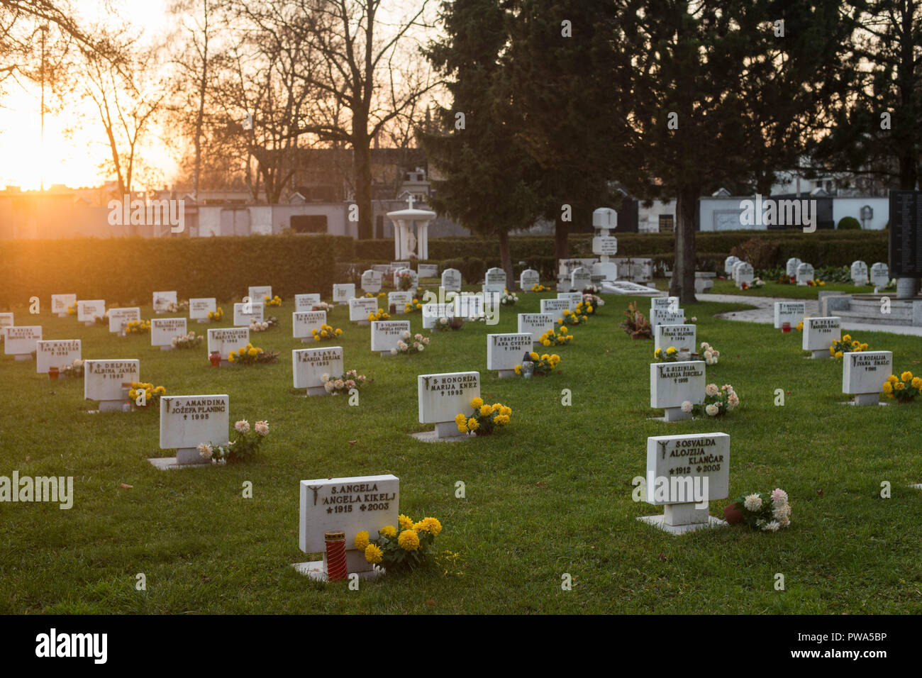 Beautiful cemetery, nicely taken care of Stock Photo - Alamy