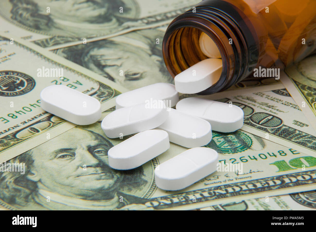 Number one medical paper hi-res stock photography and images - Alamy