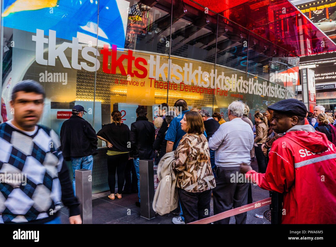 Tkts times square hi-res stock photography and images - Alamy