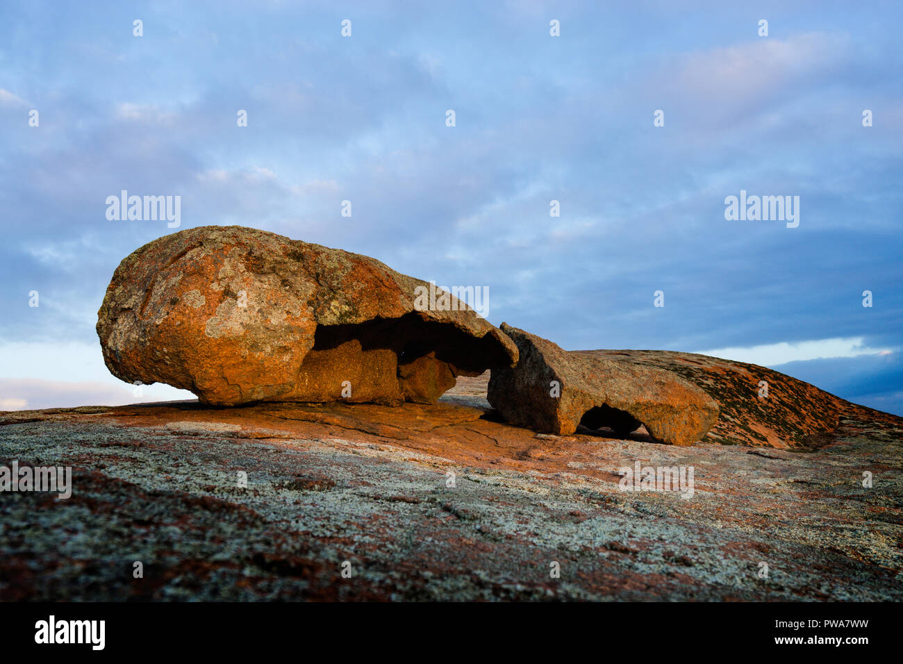 Formation of boulders hi-res stock photography and images - Alamy