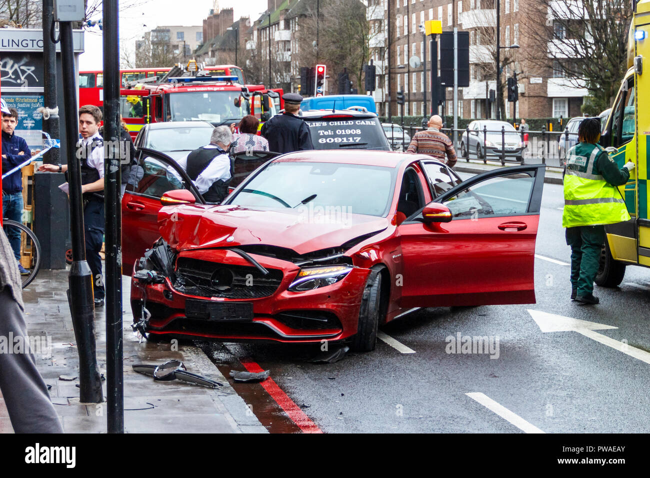 2016 police vehicle hi-res stock photography and images - Alamy