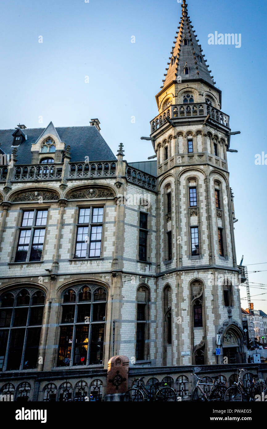 A conical roof hi-res stock photography and images - Alamy