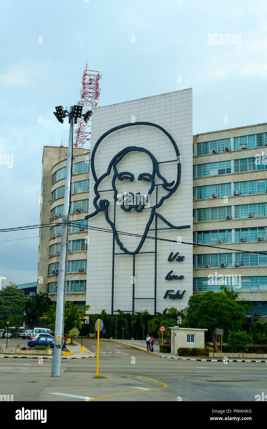 Ministry of interior plaza de la revolucion hi-res stock photography ...