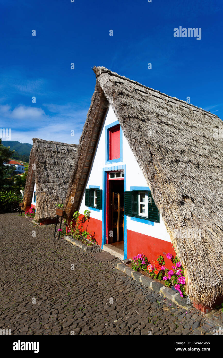 Traditional Madeira house at Santana, Madeira, Portugal Stock Photo - Alamy