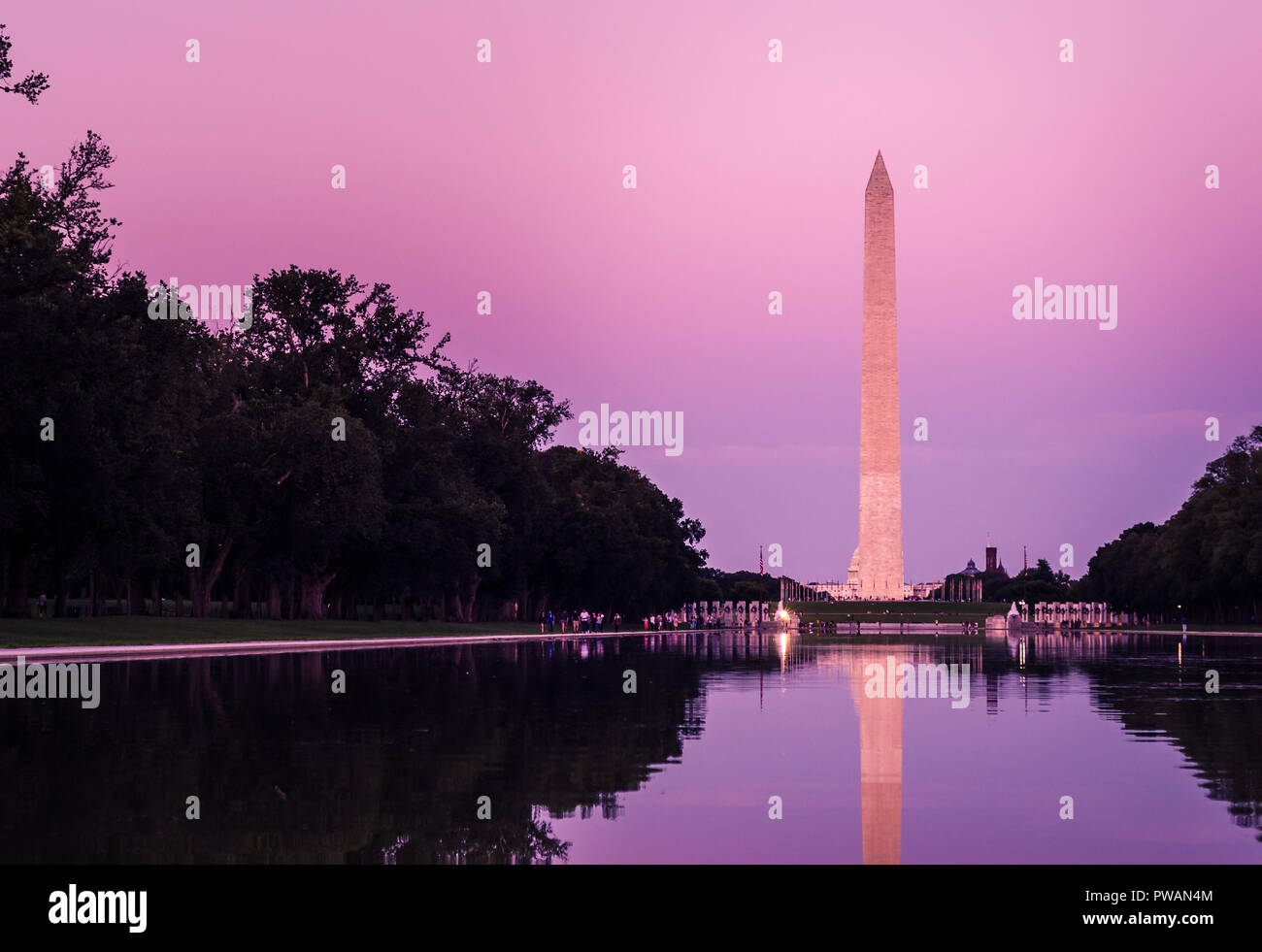 American mall water park hi-res stock photography and images - Alamy