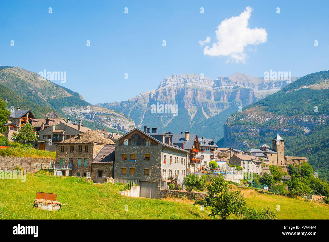 Overview. Torla, Huesca province, Aragon, Spain Stock Photo - Alamy